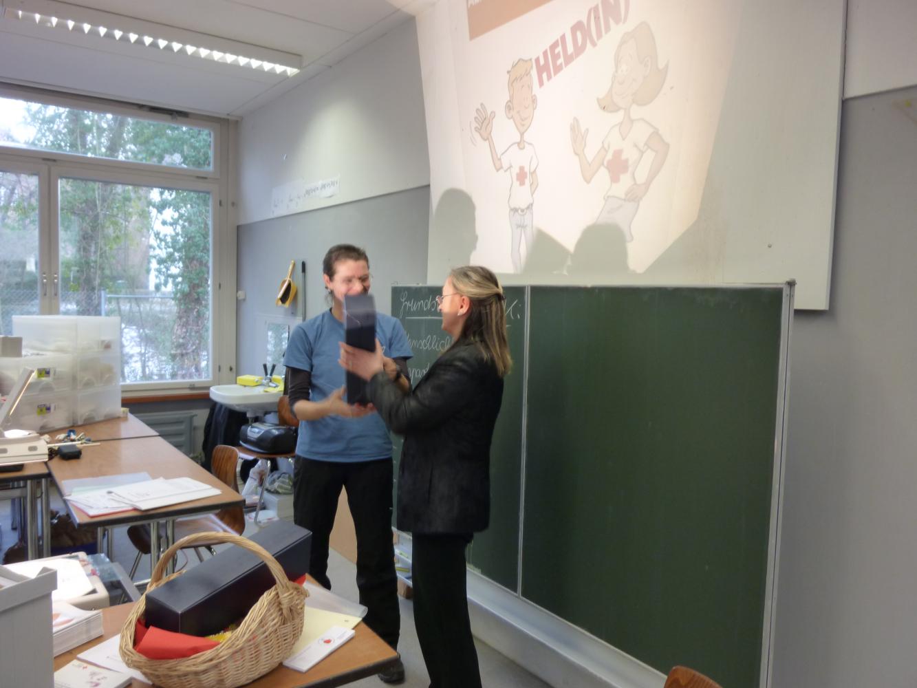 Neue Schulsanitäter ausgebildet | Max-Planck Gymnasium